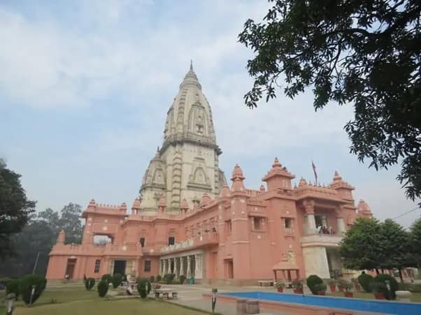 The New Vishwanath Temple At BHU: A Modern Shrine